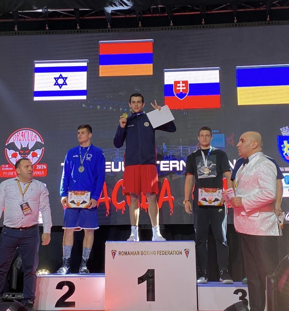 Armenian boxers claim 1 gold, 2 silver and 1 bronze at Dracula Open in ...